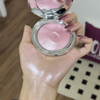 才9R 挖到宝了！这块粉色高光直接焊在脸上 清冷爆闪软糯细闪提亮