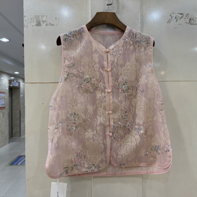 艾2612串珠刺绣花桑蚕丝马甲外套