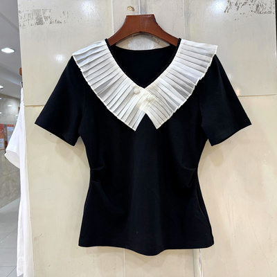 衣佳佰分68A22压褶娃娃领T恤