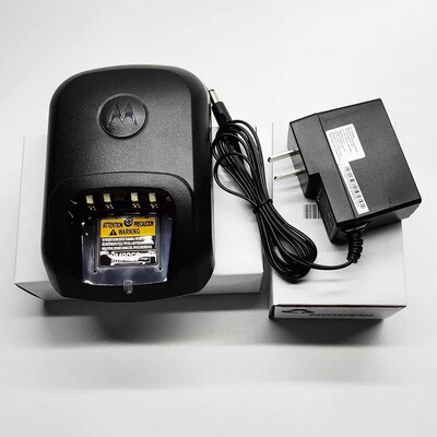 摩托罗拉对讲机P8668 P8660 P8268 P8200 D8235 P6600i电池充电器