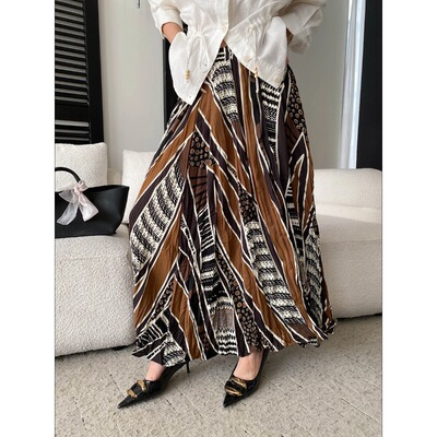 司南 褶皱肌理感 法式复古艺术感印花松紧高腰A字半身裙 SN8694