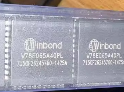 进口正品 W78E065A40PL W78E065A40 PLCC44 微控制器 包上机好用