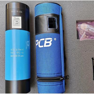 议价PCB 394C06手持式加速度传器/ 校准器/振动筛