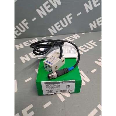 XSEC1071304 - Telemecanique - Xse C1071304 / Induktiver Sens
