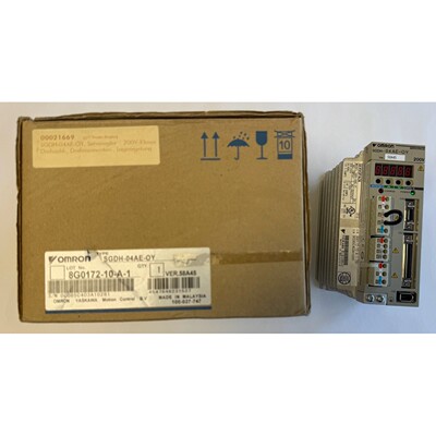 Omron Servopack  04kW054hp  SGDH04AE0Y  8G017210A1  Neu in O