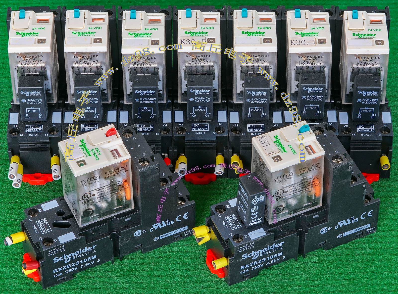 Schneider RXM2AB2BD 24VDC 12A-250VAC RXZE2S108M 带底座继电器_虎窝淘