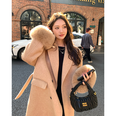 长款金杏驼色袖口狐狸毛羊毛大衣