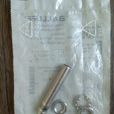 全新原装未拆封 巴鲁夫 BES0059 BES M12MI-NSC40B-S04G 现货询价