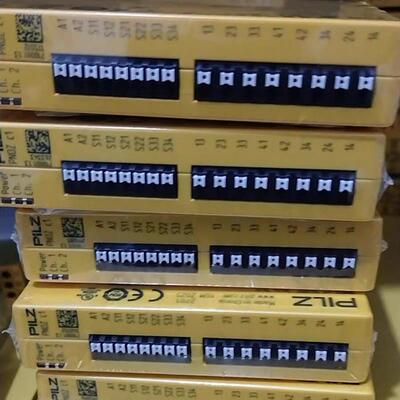 PILZ 皮尔兹PNOZ C1安全继电器 型号710001 全新
