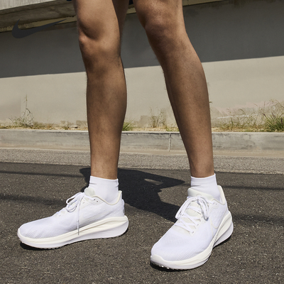 Nike/耐克正品Vomero 17男士轻便缓震经典运动跑步鞋FB1309-101