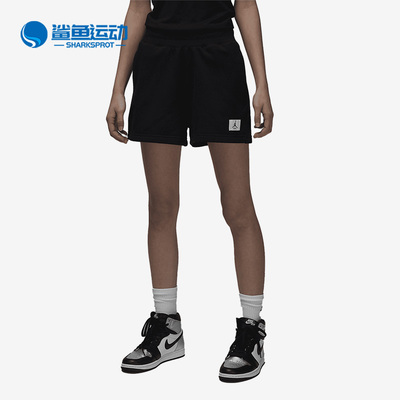耐克女士运动短裤DZ3367-010