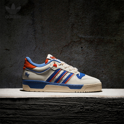 阿迪达斯男女透气时尚运动板鞋