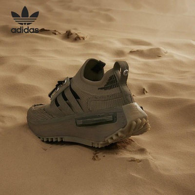 阿迪达斯男女经典低帮徒步运动鞋