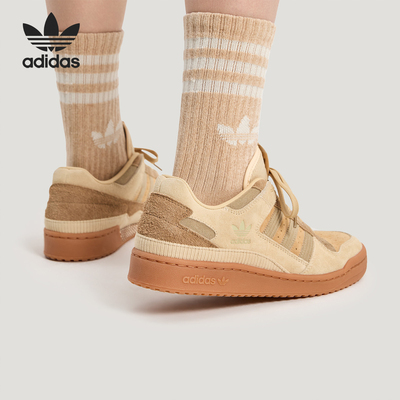 阿迪达斯男女休闲篮球风运动板鞋