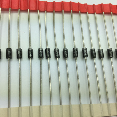 直插二极管  P4KE200A DO-41 200V 向 TVS瞬态 400W 实图拍摄