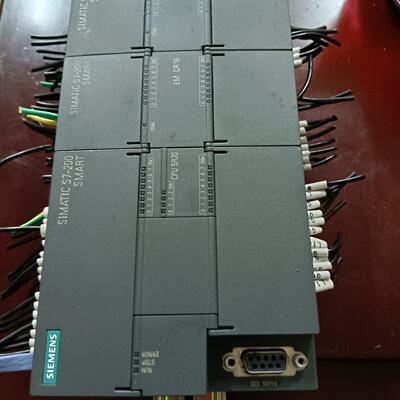 SR20 EM QR16 EM AE08 PLC可编程控制器工控扩展模块议价维修