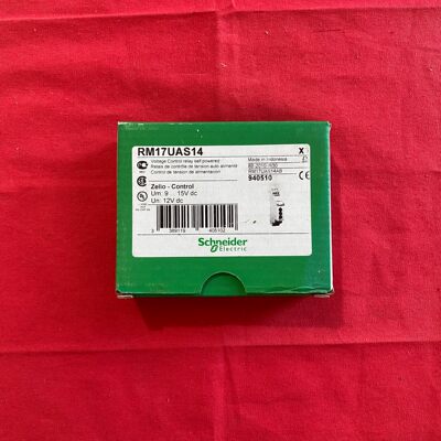 RM17UAS14 电压控制继电器 12V直流自供电工控模块议价维修