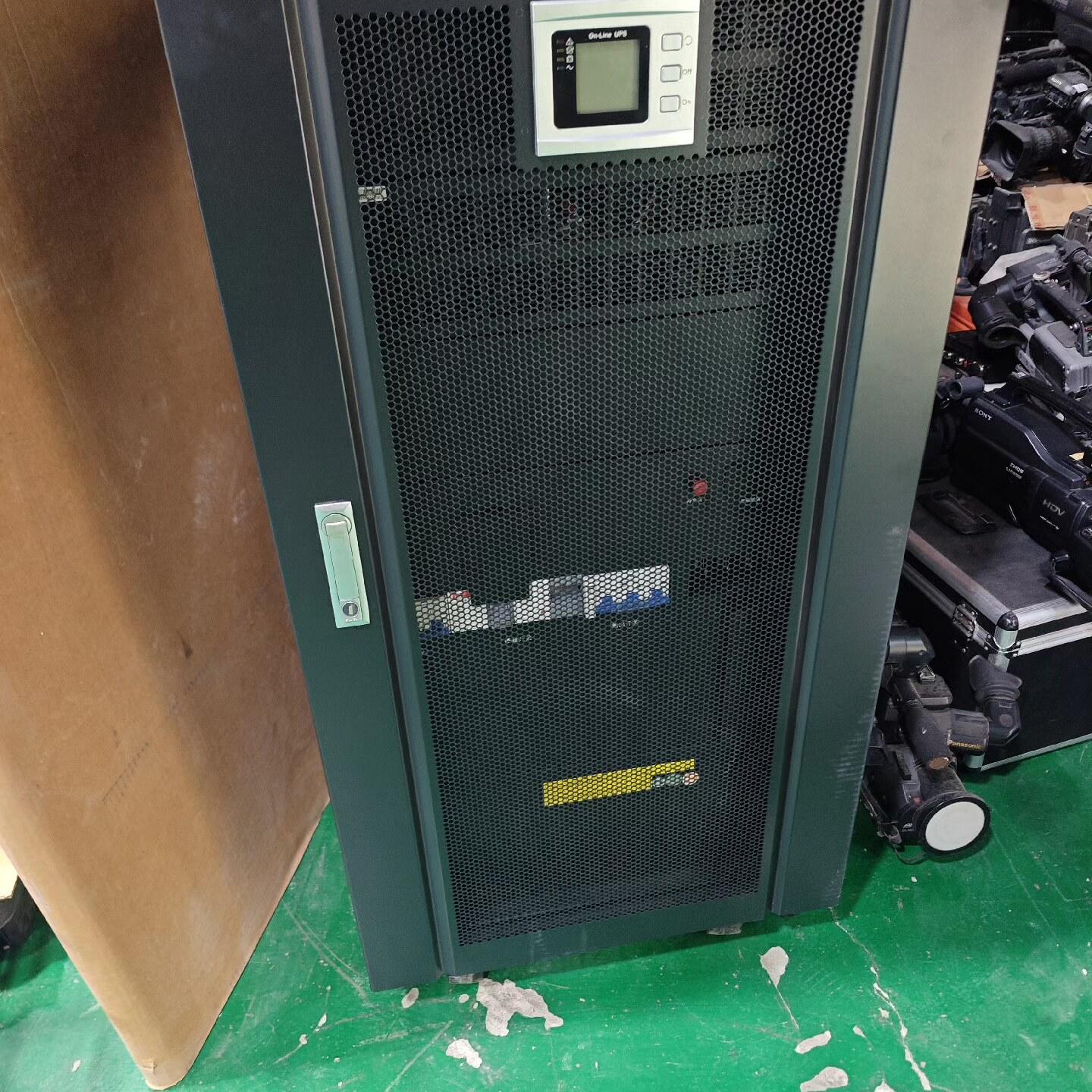 KSTAR大型UPS电源 工业机房稳压不间断供电电源议价维修