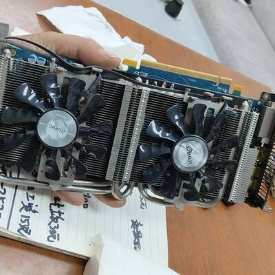议价HIS R9 270X冰立方显卡，2G显存，拆机下来