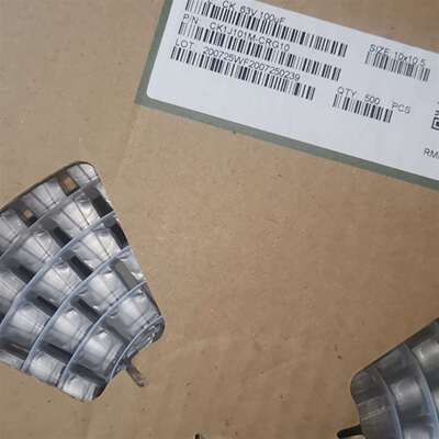 可维修7盘63v100uf贴片铝电解电容smd。原包议价
