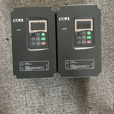 可维修三晶变频器SAJ 8000B-4T7R5GB 7.5KW 3