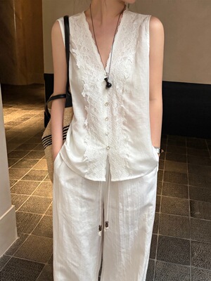 TG 低奢质感 老钱风蕾丝拼接V领宽松无袖小衫女2026夏新款26848