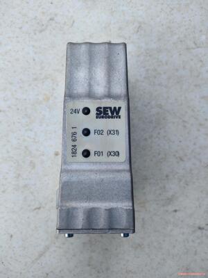 德国 SEW 赛威安全模块 18246761 24V，实物拍议价商品