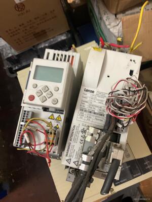 Lenze。伦茨ECSEP004C4B。一手拆机成色较新，功