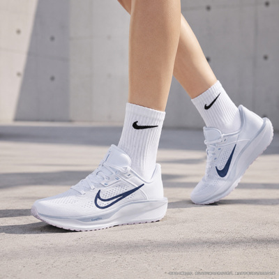 NIKE耐克轻便跑步鞋女鞋秋季新款减震透气跑鞋慢跑运动鞋子FD6476