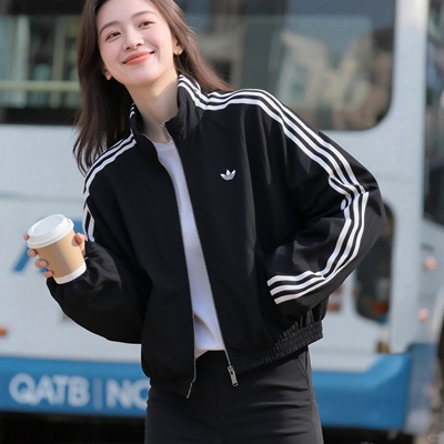 阿迪达斯三叶草女子立领夹克外套经典黑白健身锻炼运动服KX4263