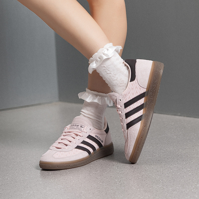 adidas三叶草男女鞋粉色低帮板鞋26新款运动休闲鞋IH1499