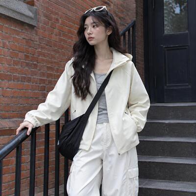 adidas阿迪达斯女装梭织夹克外套26秋季新款抽绳收腰运动服KZ1597