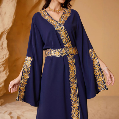 SW69 服饰花边长袖风特色连衣裙V领新款阿拉伯长裙