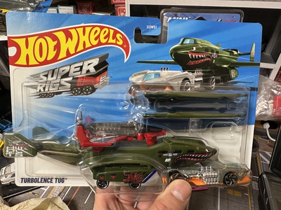 Hot Wheels 风火轮运输车 Super Rigs 鲨鱼涂装 飞机
