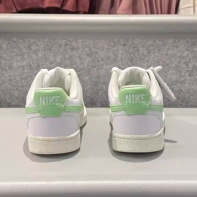 耐克时尚运动休闲鞋系带女子