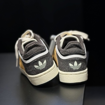 Adidas阿迪达斯秋冬舒适男子低帮休闲经典百搭耐磨运动板鞋IH3072