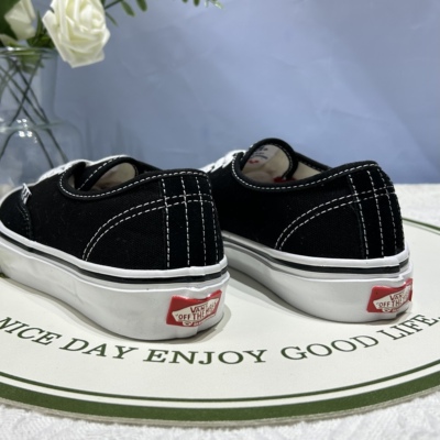 Vans Authentic Pro美式个性潮流街头情侣款帆布板鞋VN0A5FC8Y28