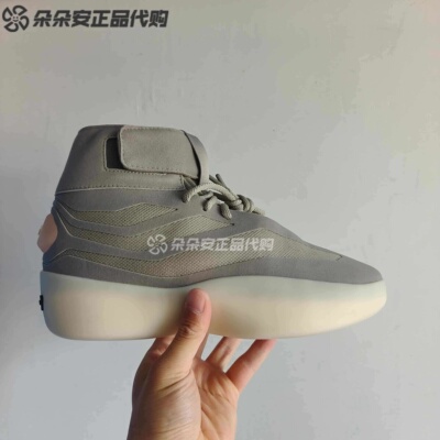 阿迪达斯FearofGod高帮篮球鞋