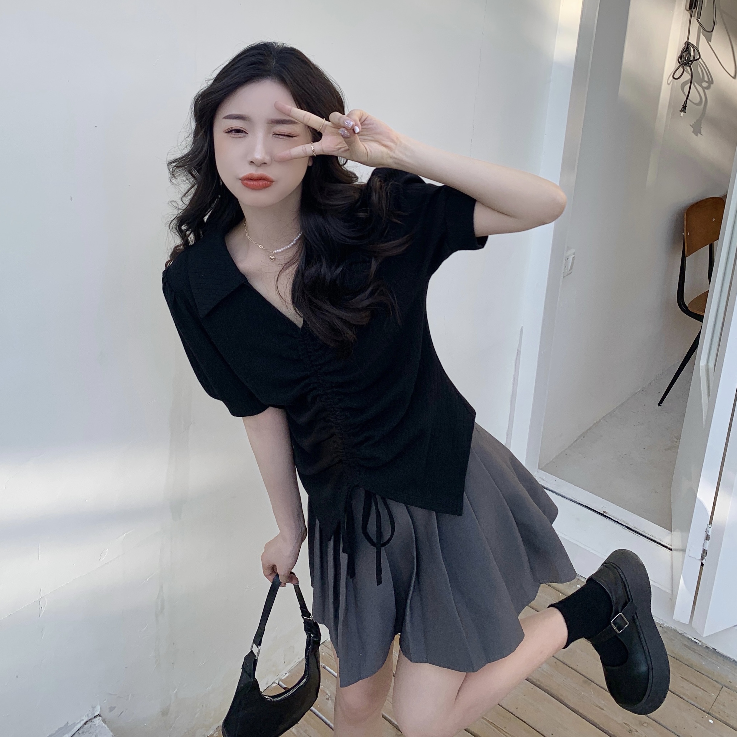 Large size women's clothing 2022 summer new fat mm short sleeve shirt design feeling small ...