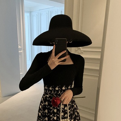 法式锁骨方领针织上衣女设计感秋冬修身显瘦毛衣假两件内搭打底衫