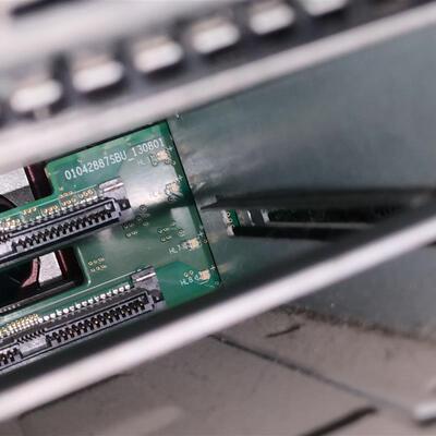 ZTE中兴 ZXCDN VS3000H 10盘位2.5寸硬盘背板 01042887SBU_130801