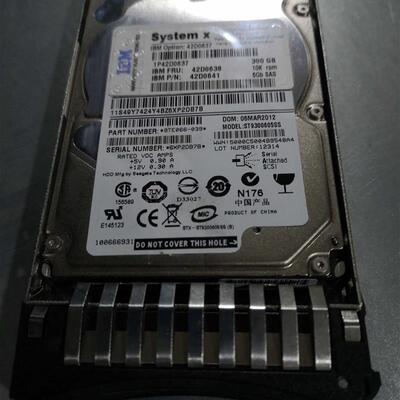 原装IBM 90Y8878 90Y8877 90Y8881 300G 10K SAS 2.5寸硬盘