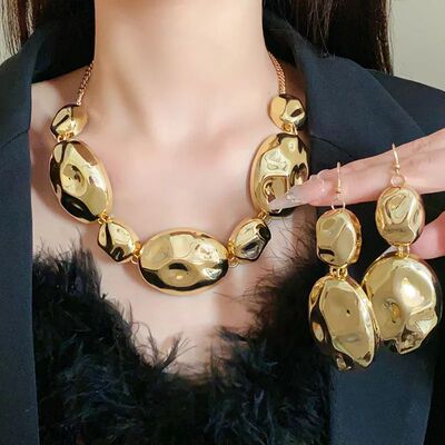 Exaggerated Wrinkle Metal Earrings for Women Hyperbole Retro