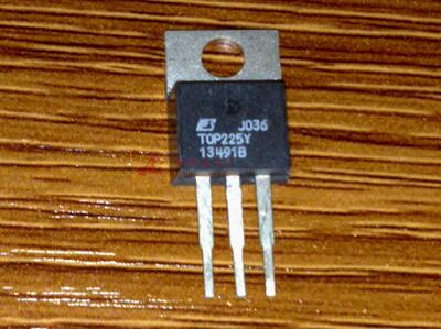 TOP225Y TOP225 进口拆机三极管TO-220 原字原脚 测试好发货