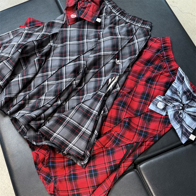 Adidas三叶草 女子运动休闲潮流宽松格纹A字半身裙 KT6381 KT6382