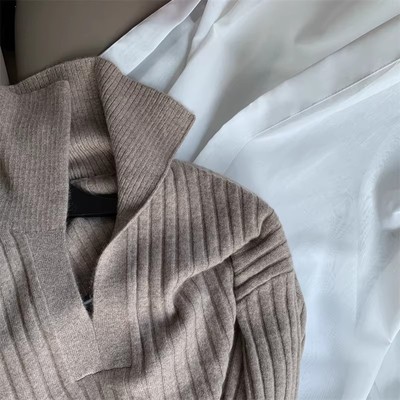 断码超值特惠 | 松弛 宁静 雅致 康赛尼A 环保原色 羊绒衫