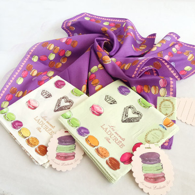 现货日本LADUREE拉杜丽马卡龙纯棉甜品印花手帕手绢伴手礼方巾