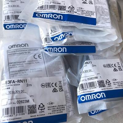 E3FA-RN11 光电开关 实物图 还