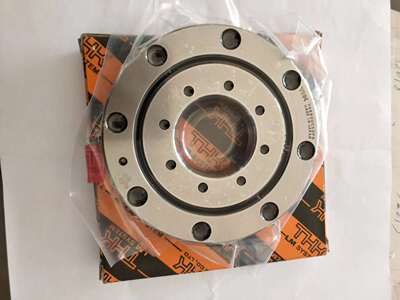 进口THK交叉滚子轴承RU42 RB40035UUCC0P5 50040 60040 70045 P4