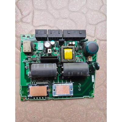 三菱伺服器MR-J4-20A 驱动板电源板J4-P0M0.2E/BC386A788G55